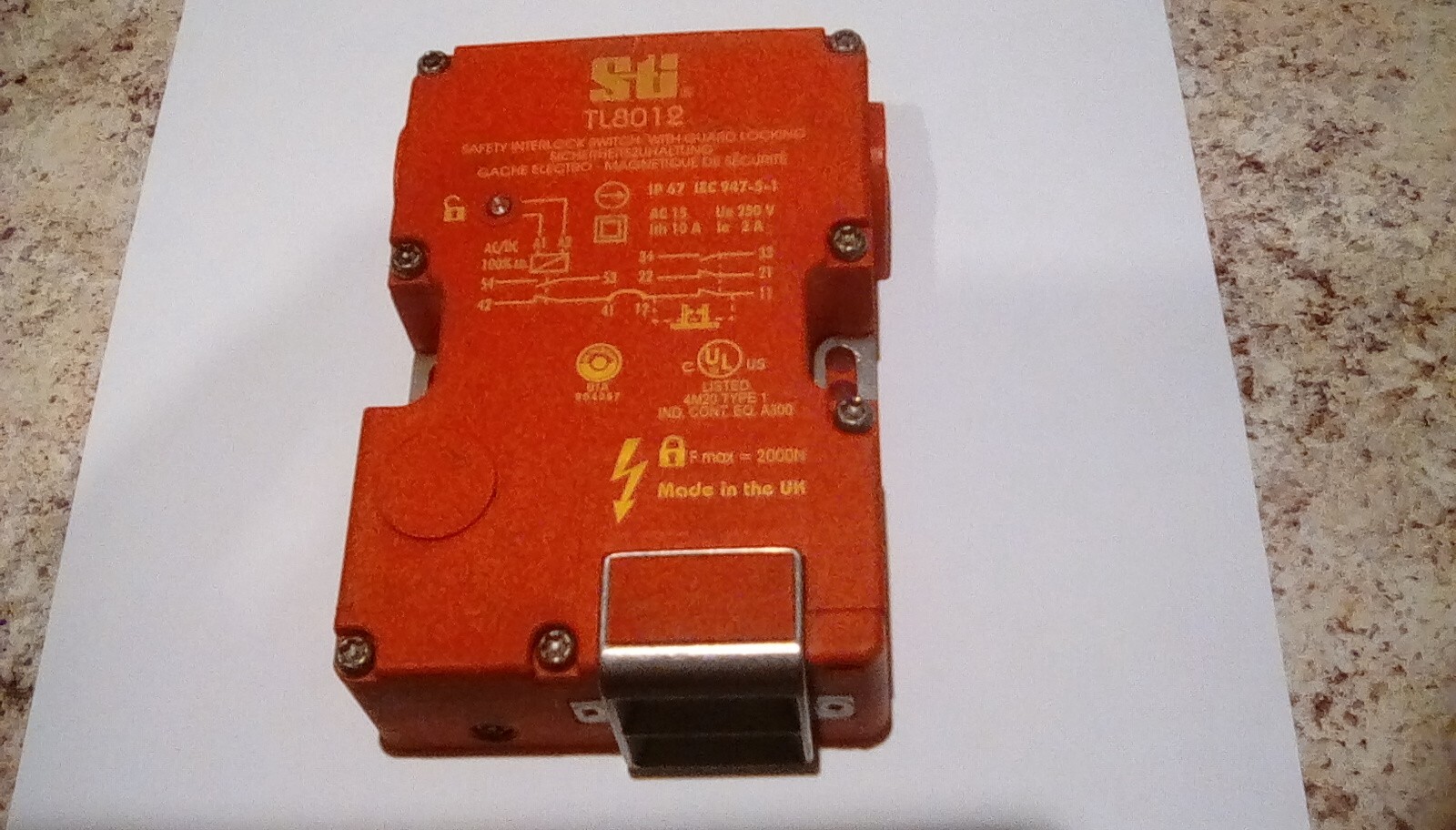 STI 8012 Guardmaster Safety Interlock Switch 44519-1040, 24V AC/DC ...