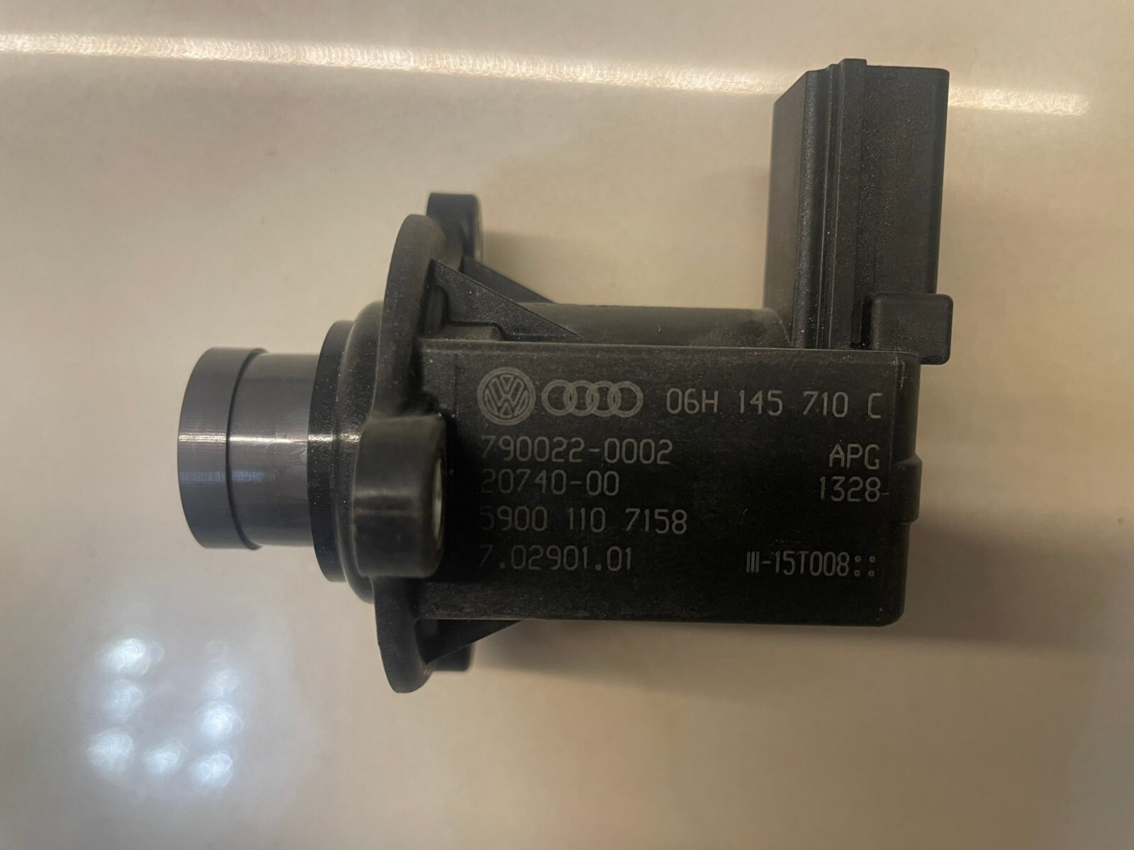 OEM Diverter Valve Pressure Converter For Audi VW 1.8 2.0 TFSI ...