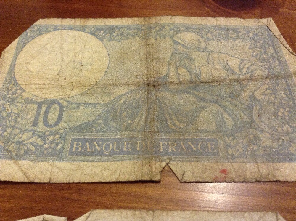 Lot Of 4 X France Banknotes. 10 Francs. Dated 1939-42. Dix Francs ...