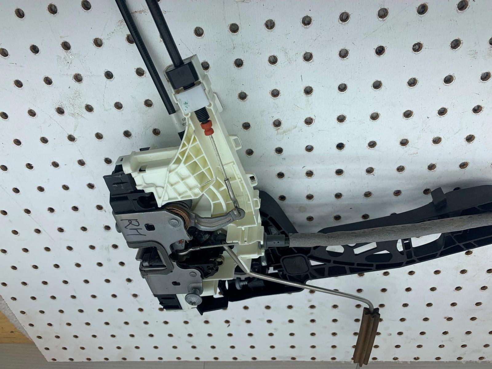 2018-2021 MERCEDES SPRINTER 3500 XD FRONT RIGHT SIDE DOOR LOCK ACTUATOR ...