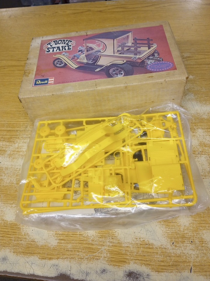 Model T-Bone Stake By Revell With Corvair Engine | eBay