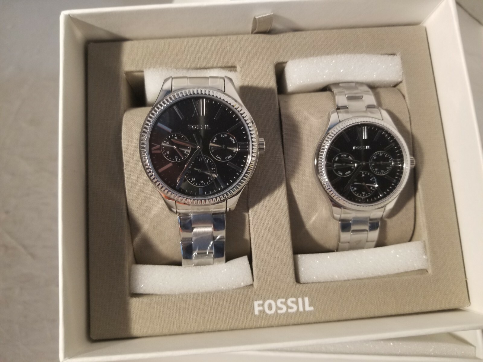 New Fossil Couple Set His & Her Silver Stainless Steel Watch Rye BQ2644SET