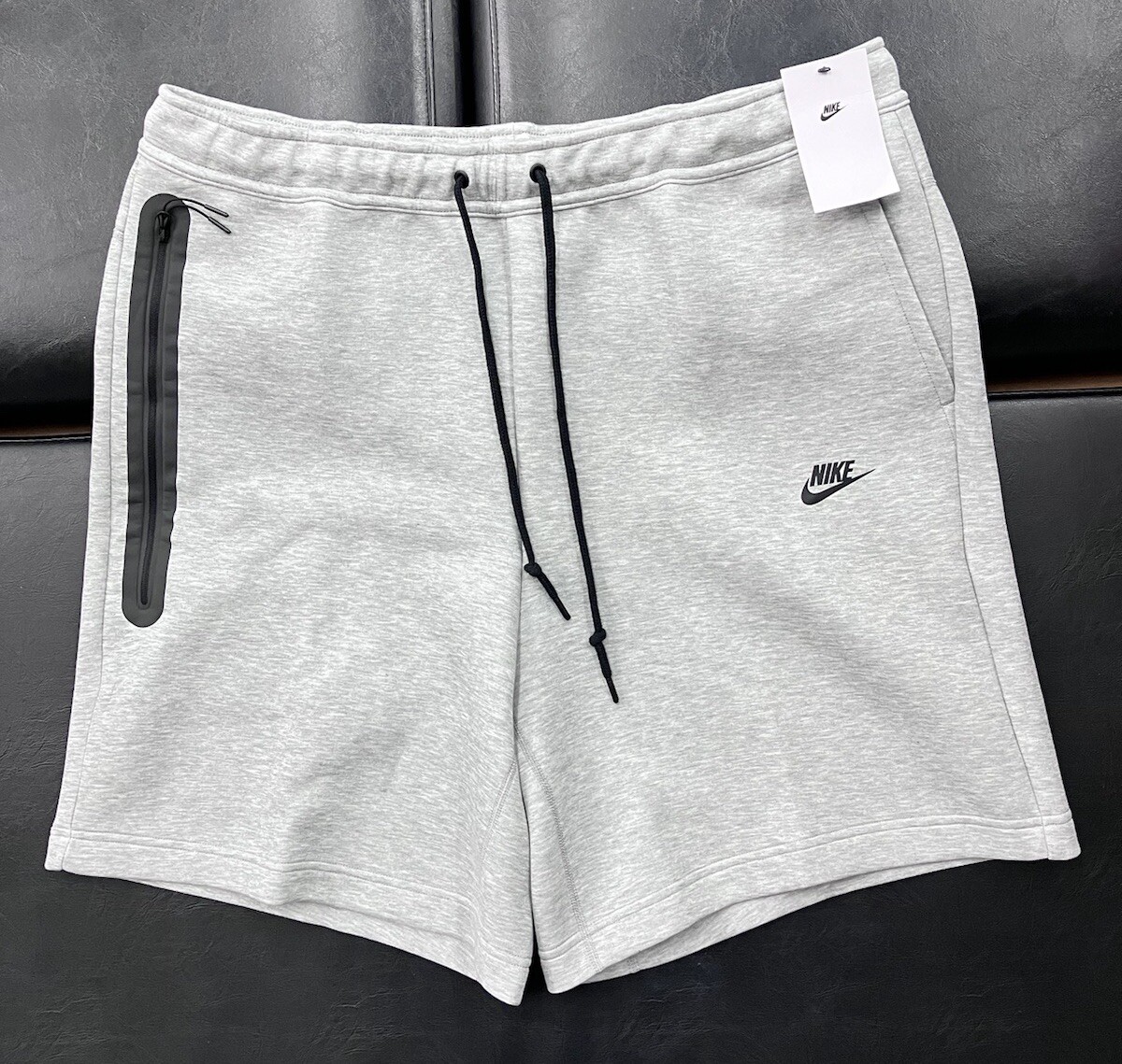 NEW Nike Men’s Sportswear Tech Fleece Shorts Gray Black FB8171-063 Size ...