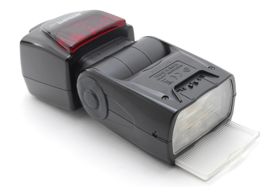 [NEAR MINT in Original Case] Nikon Speedlight SB-700 Shoe Mount Flash ...