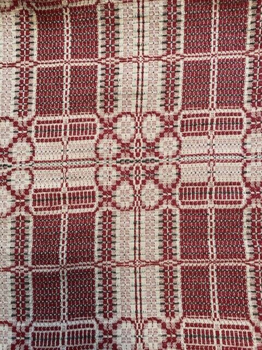 Primitive Yorktown Cranberry Linen Green 34" Table Topper Textile ...