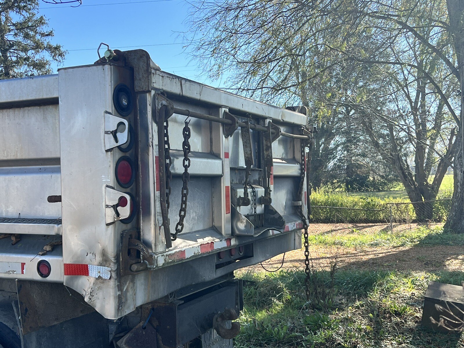 McClain / Galion 11’ Stainless Dump Bed. Stationary Cab Protector ...