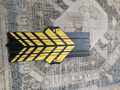 Life-Like Racing 9" Dual Lane Lap Counter HO Slot Car Race Track Yellow ...