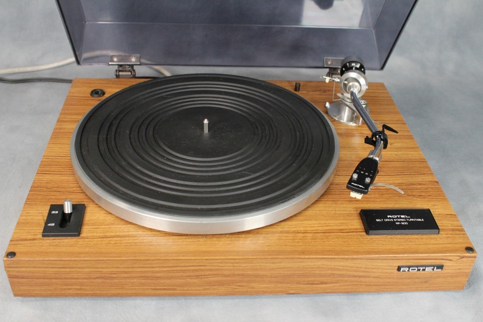 Rotel RP-900 Turntable 2 Speed Belt Drive Vinyl Record Player Wooden ...