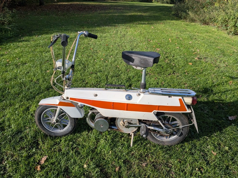 Motobecane Mobylette X1 50cc Moped Scooter Retro Classic Collectors ...