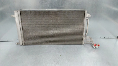 CONDENSATORE ARIA CONDIZIONATA Skoda Fabia III (NJ3) 2015 6R0820411T ...