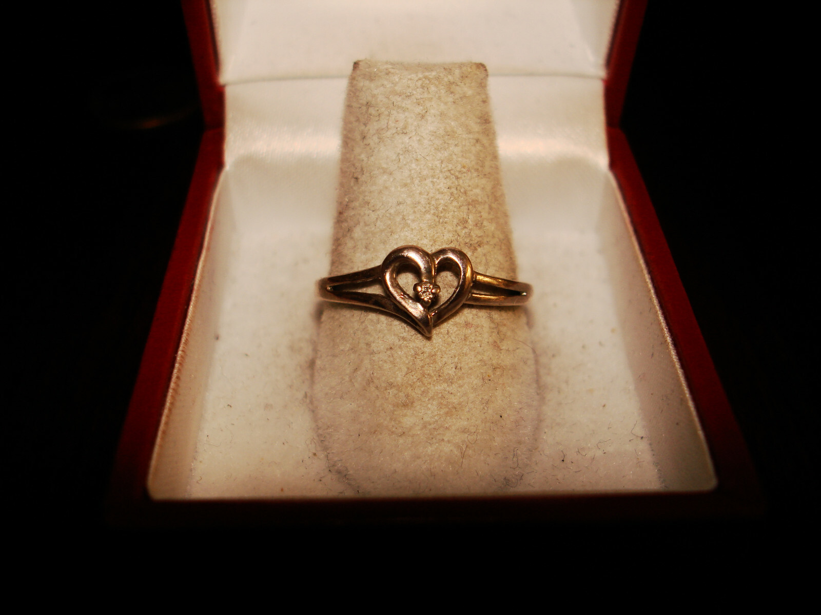 Stunning Vintage PLATINUM ALLOY-P4SR & NATURAL DIAMOND "HEART" Ring. Sz ...