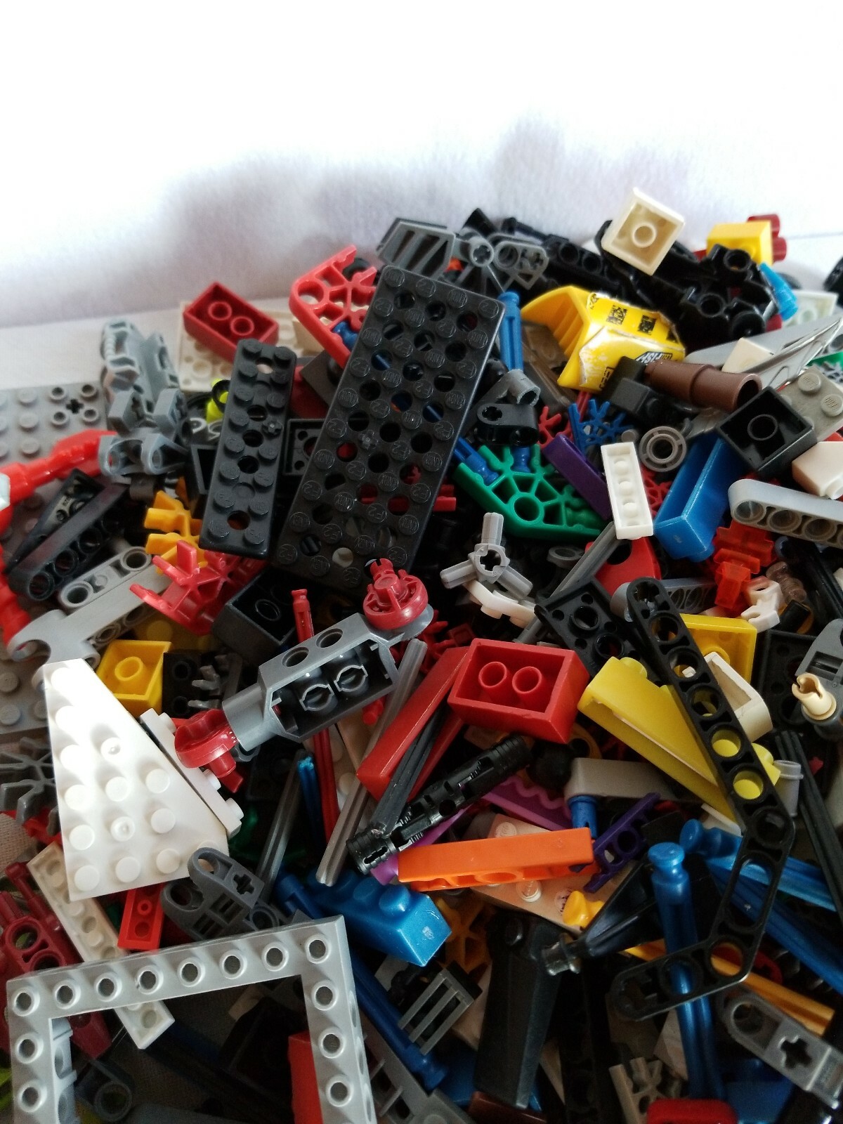 LEGO Lot 3lbs 5oz Mixed lot, Lego Technic, Knex, lego, knock off brands ...