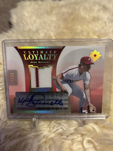 MIKE SCHMIDT 2004 Upper Deck Ultimate Loyalty, Patch Auto Card #’18 SSP | eBay