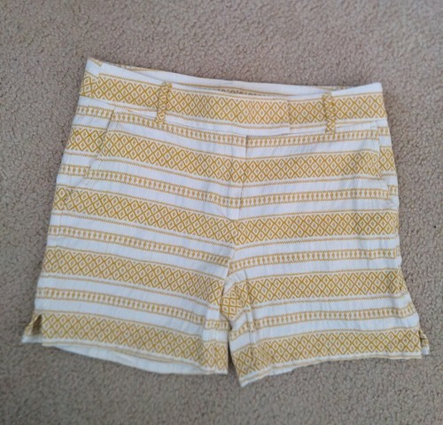 Loft Yellow Gold And Cream Patterned Shorts 140923 | eBay