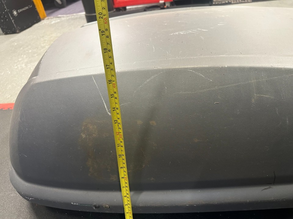 Lovely Halfords 320L Roof Top Box with Thule Roof Bars and Locking ...