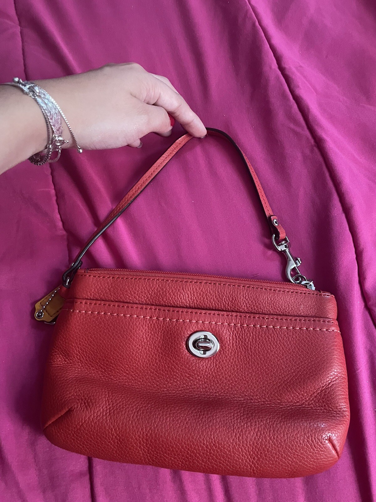 COACH PARK Leather Turn Lock Pebble Wristlet F1592 Co… - Gem