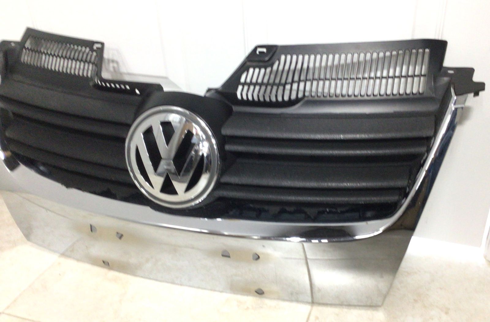 2005 2006 2007 2008 2009 2010 Volkswagen Jetta Front Grille Chrome ...
