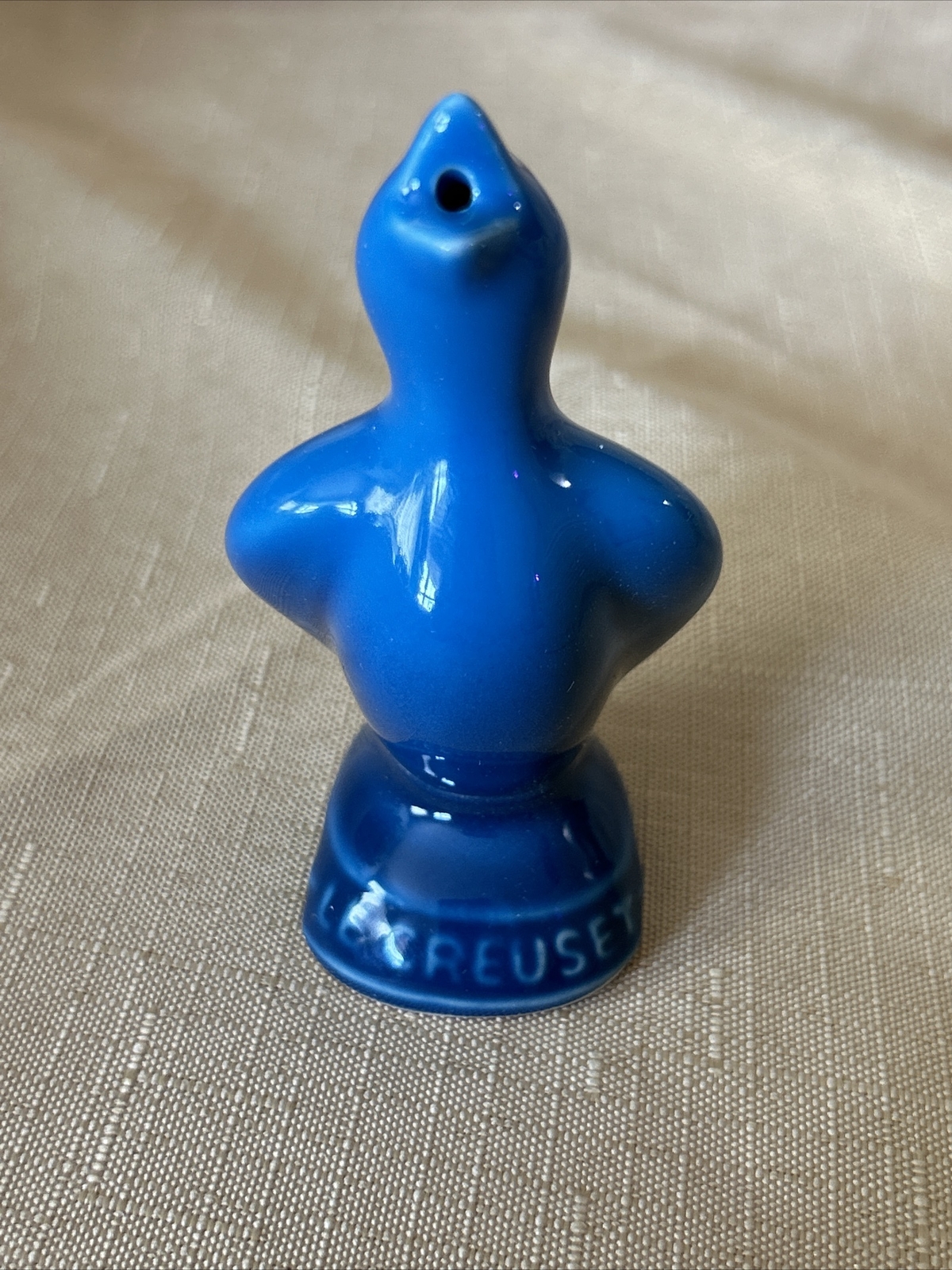 Le Creuset Pg18750459 Stoneware Pie Bird Funnel Marseille Blue 3 1/2 ...