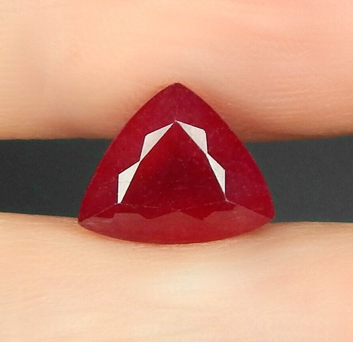 3.9ct VVS Unheated Vivid Red Ruby Natural Earth Mined Trillion ...