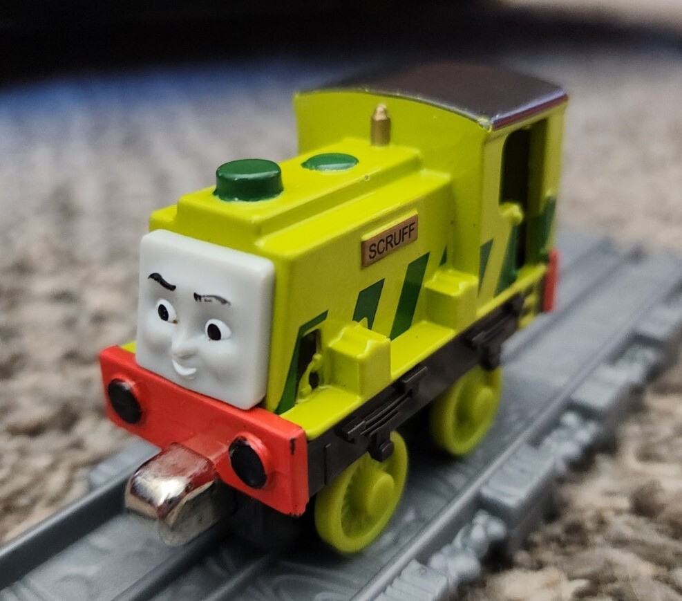 Scruff Thomas & Friends Take N Play Along Diecast Train Magnetic | eBay