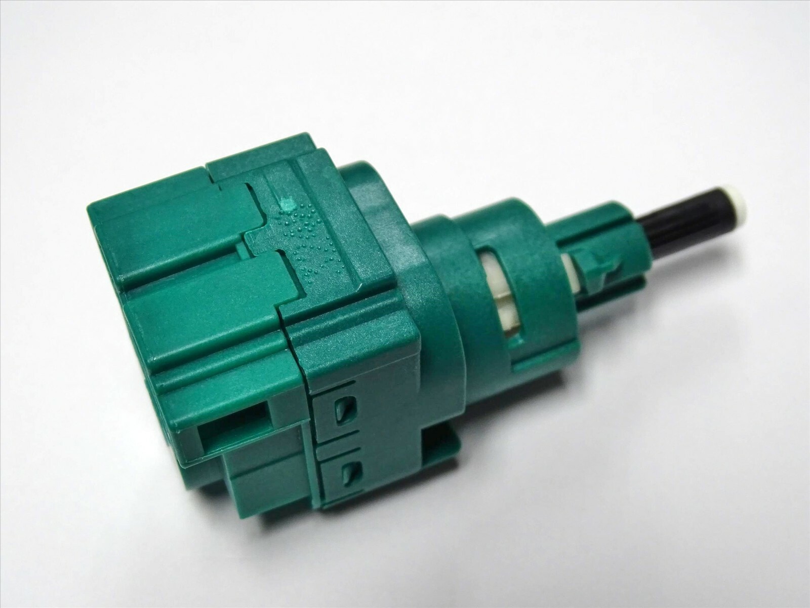 GENUINE AUDI TT VW GOLF SHARAN CADDY SEAT ALHAMBRA SKODA BRAKE LIGHT ...