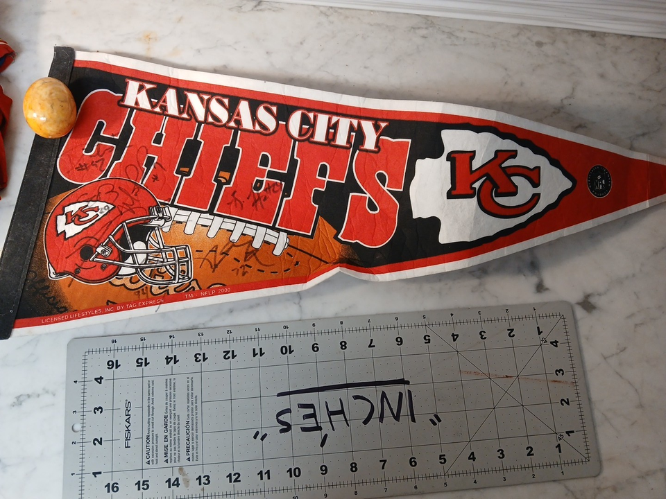 VTG Kansas City Chiefs Pennant NFL Felt Flag Memorabilia Souvenir KC ...