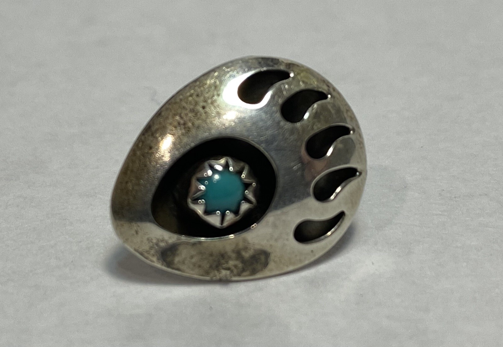 Sterling Silver Native American Bear Claw Pin Vintage… - Gem