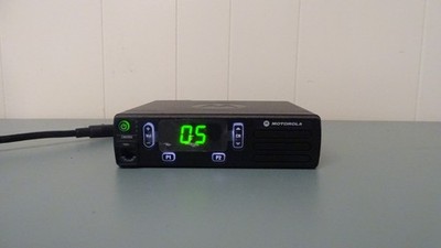 Motorola CM200d VHF mobile radio AAM01JQC9JA1AN | eBay