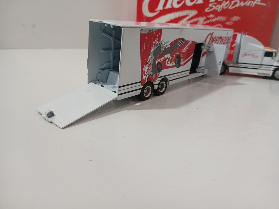 RCI Cheerwine Mac Tools#21 Transporter Truck & Trailer 1 Of 5000 1/64 ...