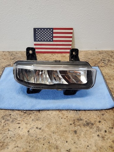 2020 2021 2022 2023 RAM 1500 DROIT RH LED ANTIBROUILLARD 68477196AB OEM ...