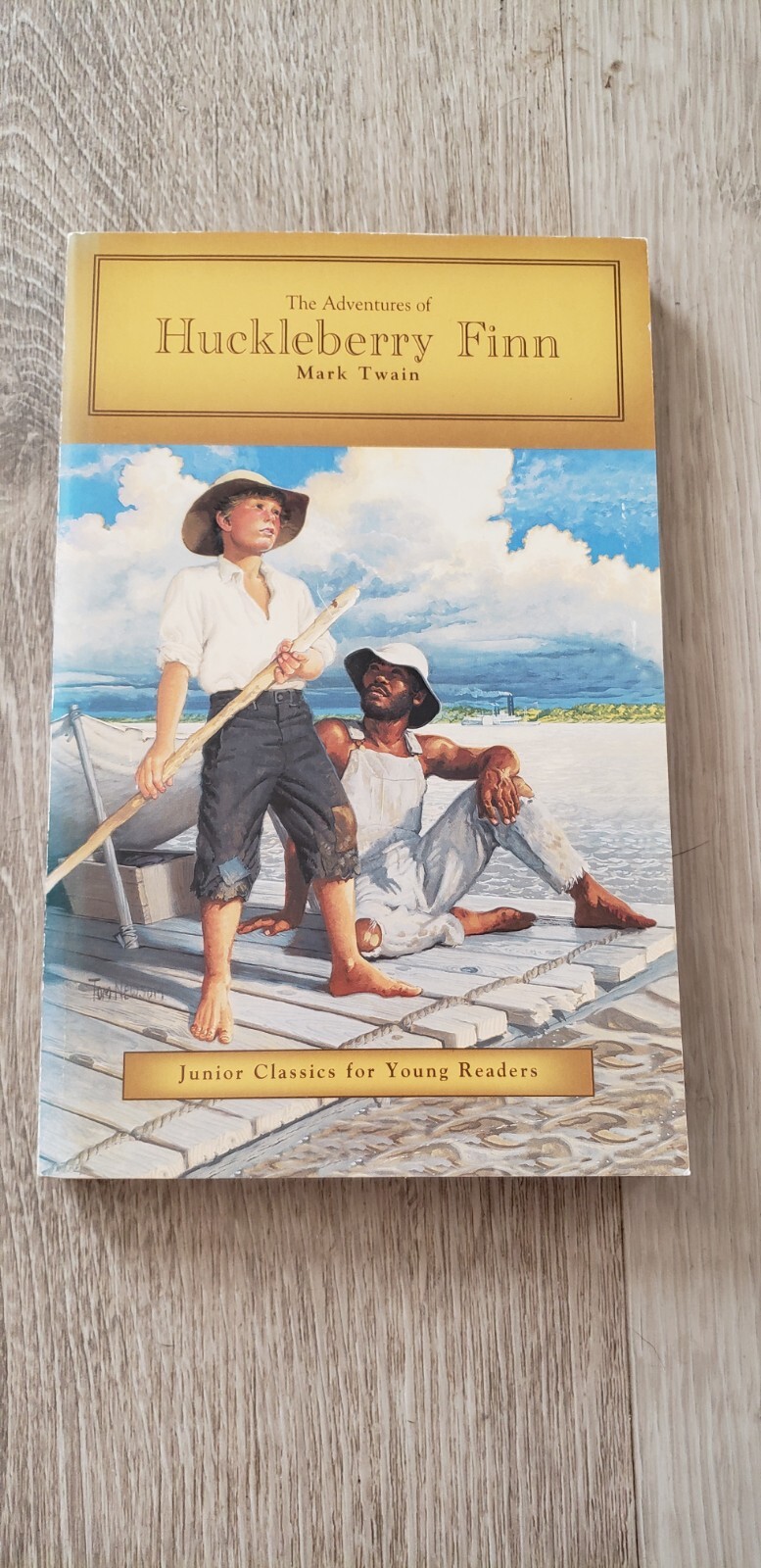 The Adventures of Huckleberry Finn (Junior Classics for Young Readers ...