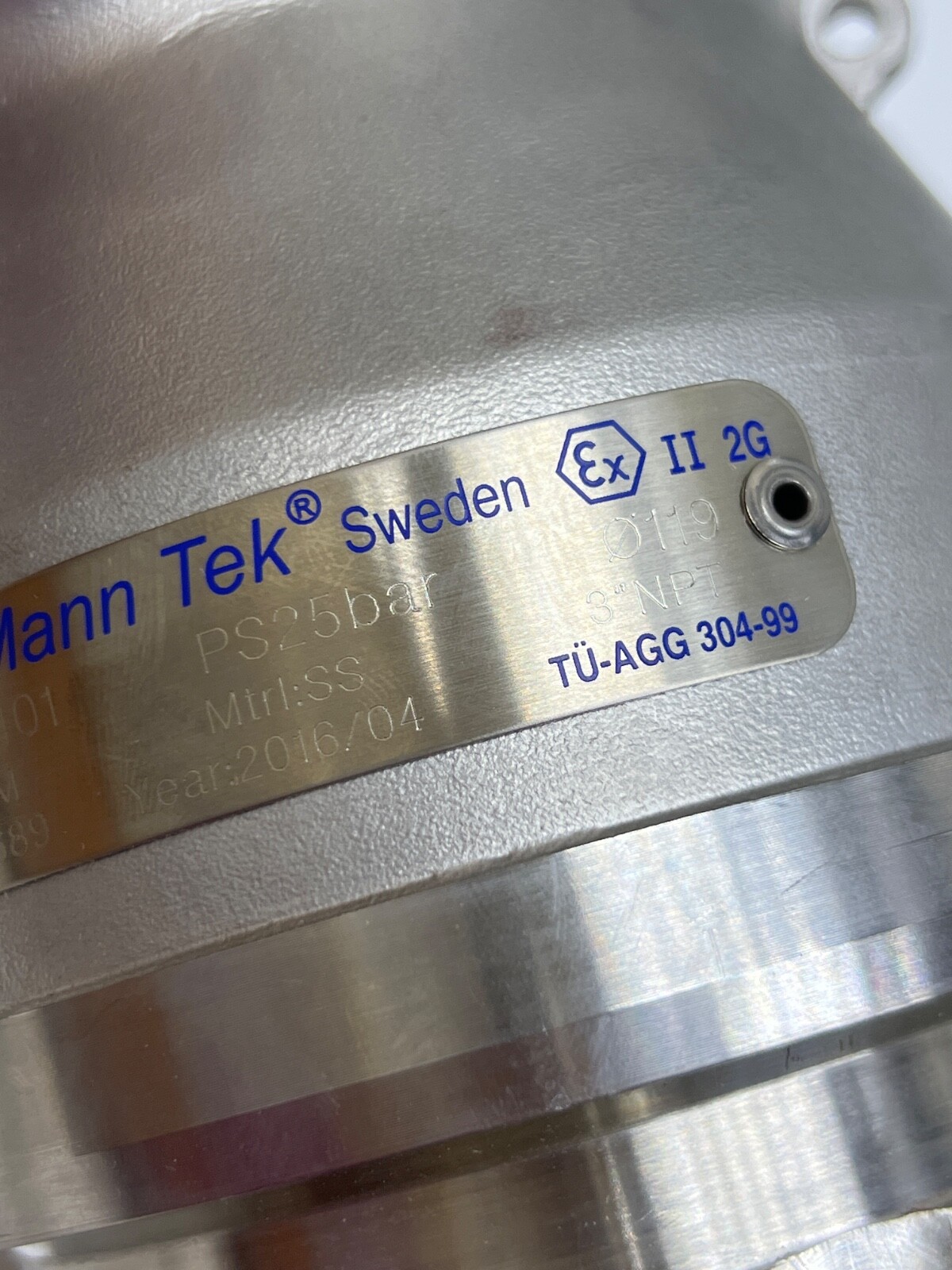 MANN TEK SWEDEN T415B4401 TANK UNIT 3" - 3" NPT SS FPM | eBay