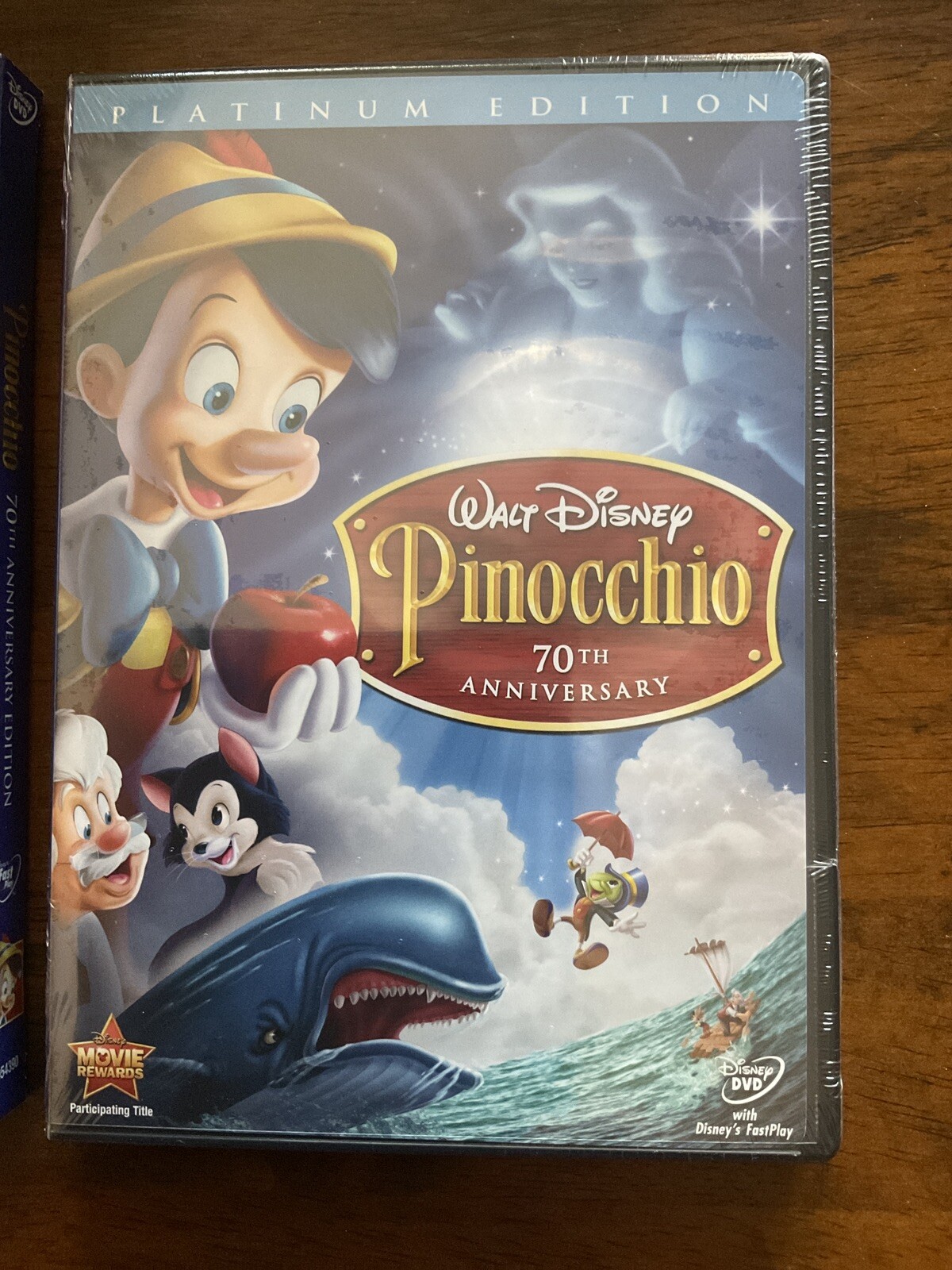 Pinocchio (2-Disc DVD Set, 70th Anniversary Platinum Edition) w ...