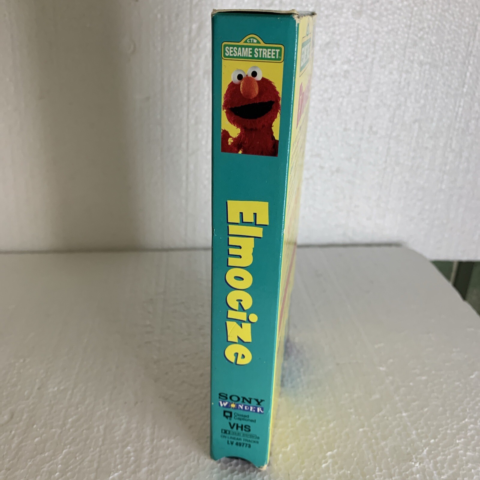 Elmocize VHS 1996 Elmo Kids Video Sesame Street Exercise Workout RARE
