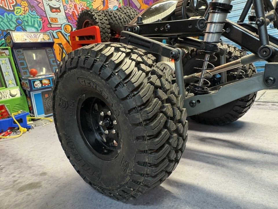 Team Associated Enduro Gatekeeper Element Crawler / Rock bouncer RC ...