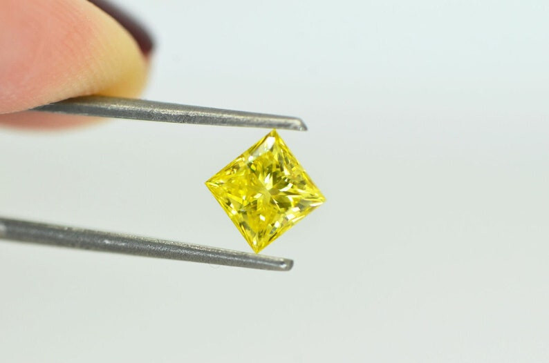 1Ct CERTIFIED Natural Yellow Diamond Princess Cut D VVS1 +1 Free Gift ...