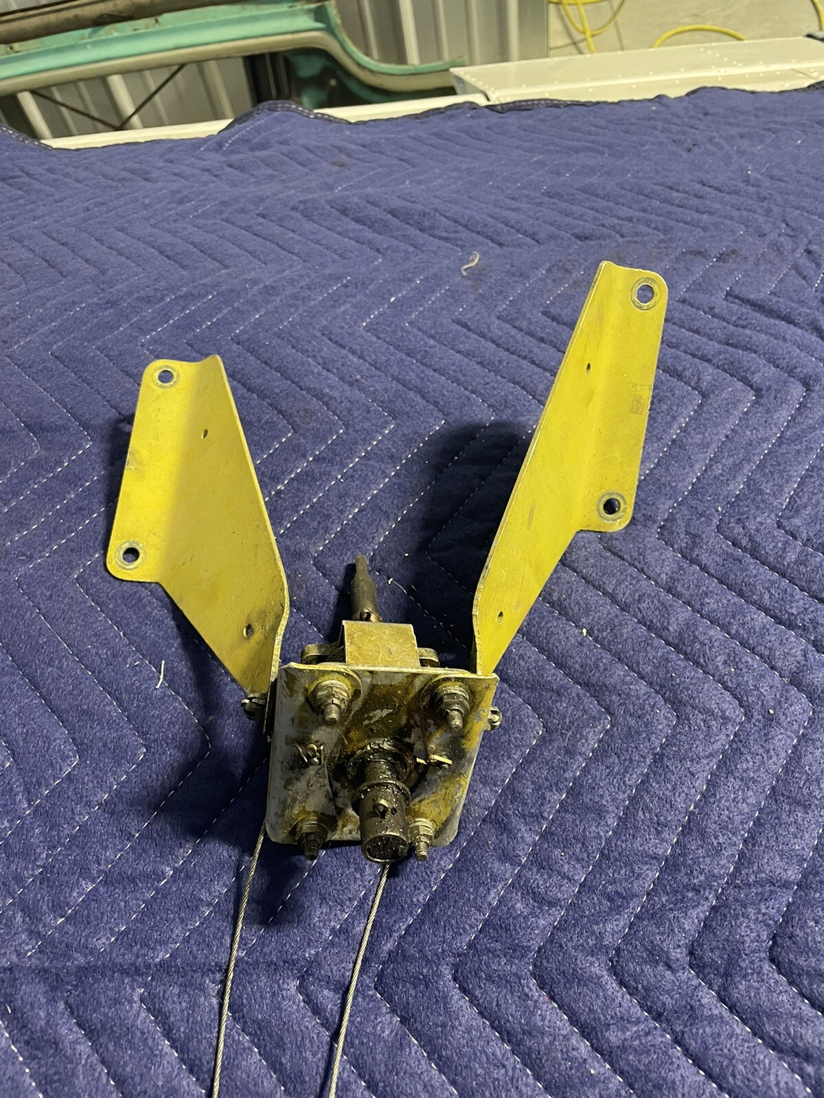 Piper PA-24-250 Comanche Rudder Trim Jack & Screw P/N 20840-003 (0818 ...