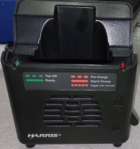 Nice L3 Harris MaCom XG-25 XG-75 car charger in perfect condition | eBay