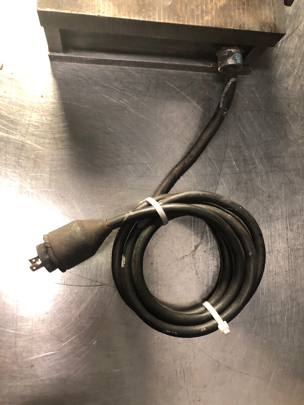 Walker Fine Division LBP 18" x 8” Electromagnetic Chuck AXM-7299-131 ...