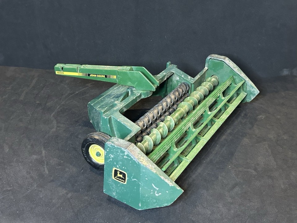 1/16 Ertl Farm Toy John Deere Model 1600 Mower Conditioner Implement ...
