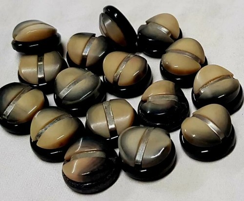 LOT 50 ANCIENS BOUTONS 2 NIVEAUX GALALITHE BEIGE NOIR ET METAL 20 mm ...