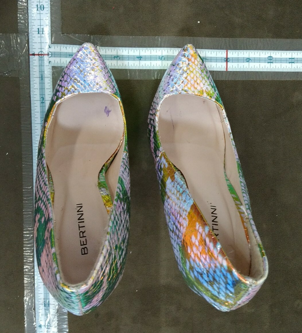 Bertinni Women's Platform stiletto Heels Size 7 holographic snakeskin ...