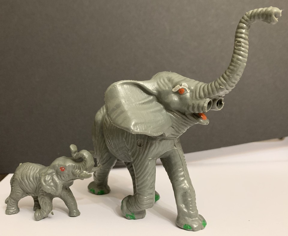 Vintage 1970's Hard Plastic Adult Elephant & Baby Toy by Holly Hong ...