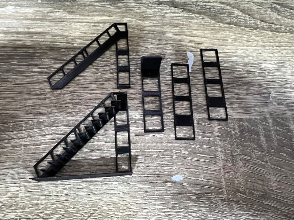 HO Scale Stairs and Landing with Railings - Twelve steps over two ...