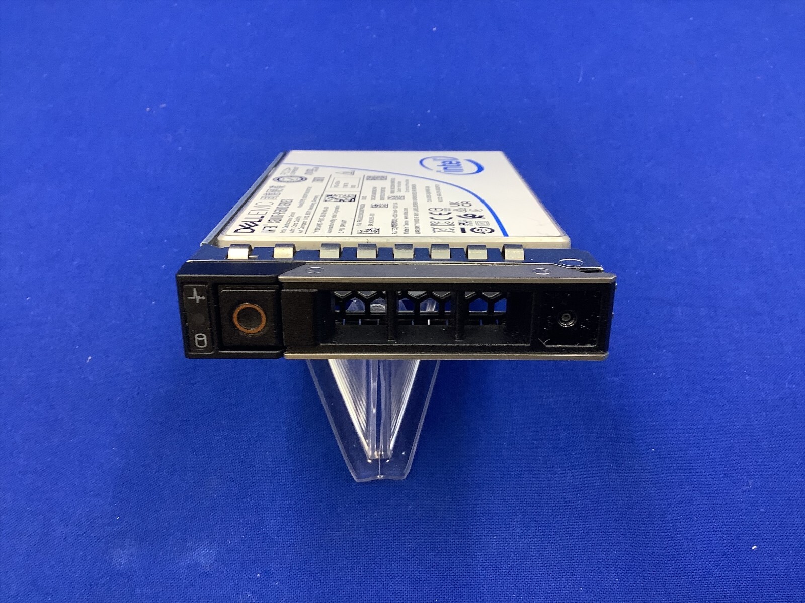 RNN67 DELL INTEL EMC D7 P5500 SERIES 7.68TB PCIE GEN4 SSD ...