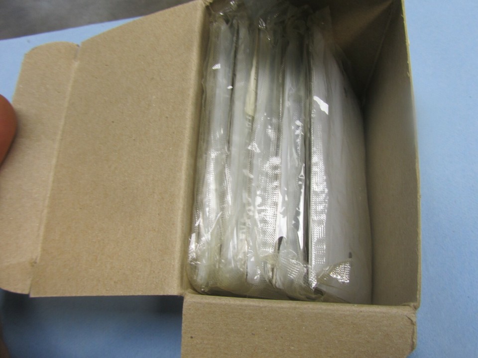 Hubbell SS13 Wallplate 302/304 S/S Outlet Cover (lot of 10) | eBay