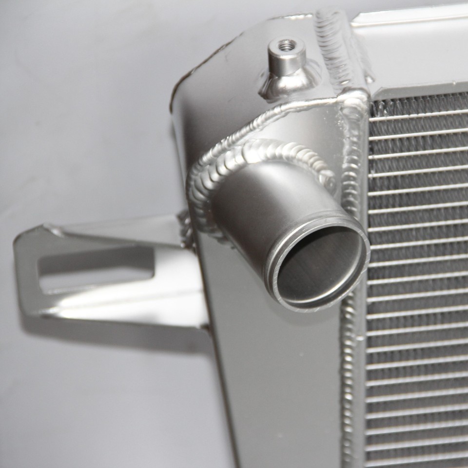 Aluminum Radiator Fit 2006-2010 Chevy Silverado 2500 3500 6.6L V8 ...