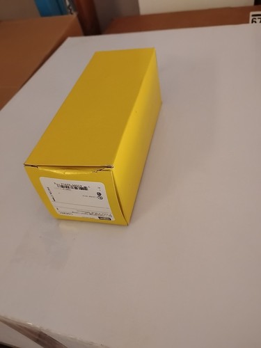 HUBBELL CS8364C 50A 4-Wire 3-Phase Delta 250 VAC Twist Lock Connector ...