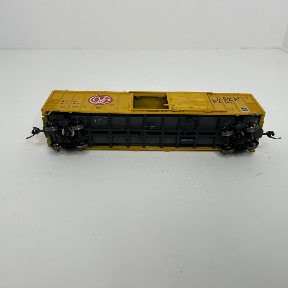 HO WABASH VALLEY RAILROAD WVRC 8145 Model Railroad Box Car Cargo Yellow ...
