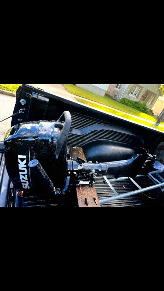 boat and motor together with accessories paddling oars, seat $2500 | eBay